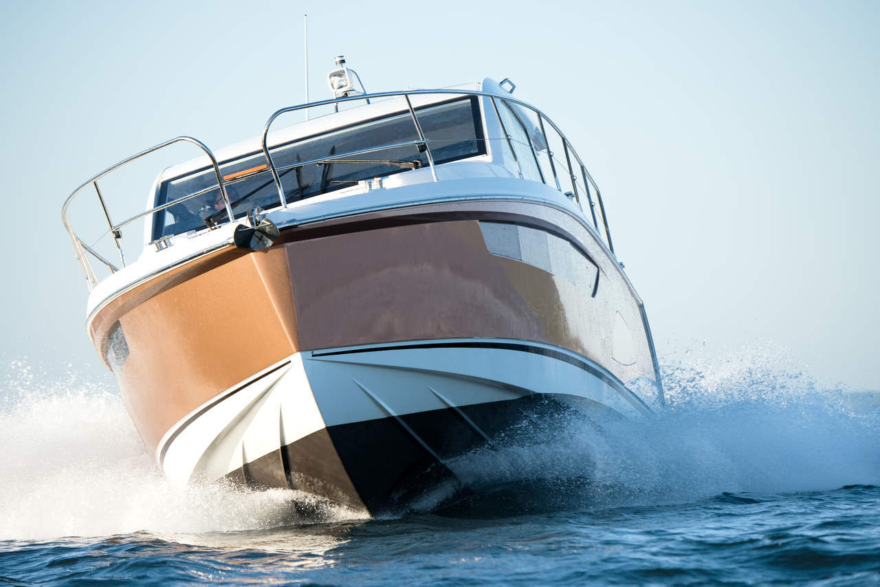 Dynamic-Boats-Tzalavras-Sealine-C330-Ex-3 – Dynamic Boats | Tzalavras